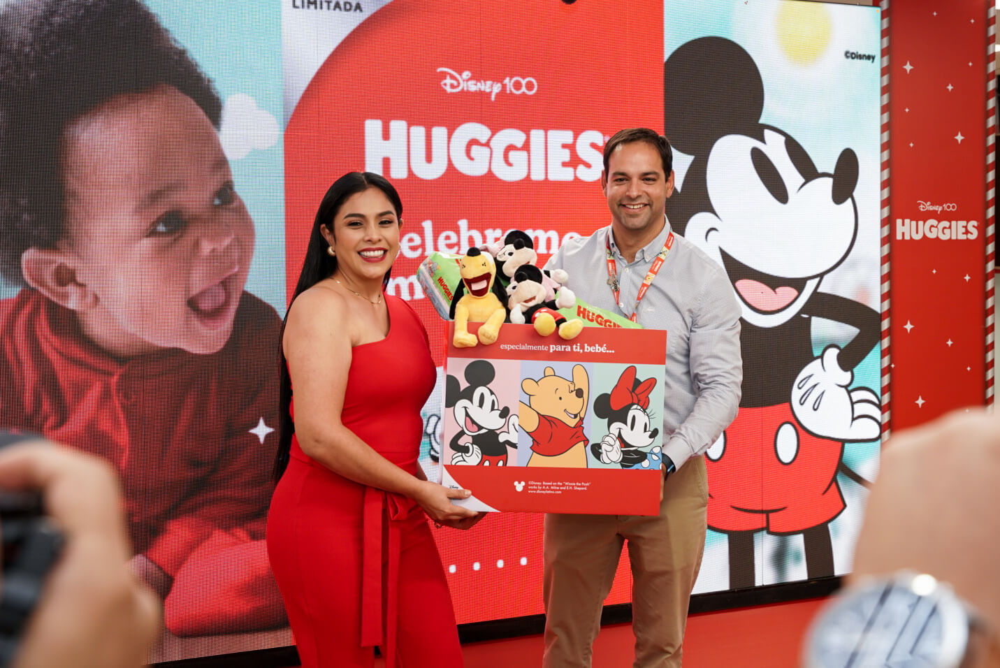 Huggies se une a la celebración por los 100 años de Disney - Lima Gallery
